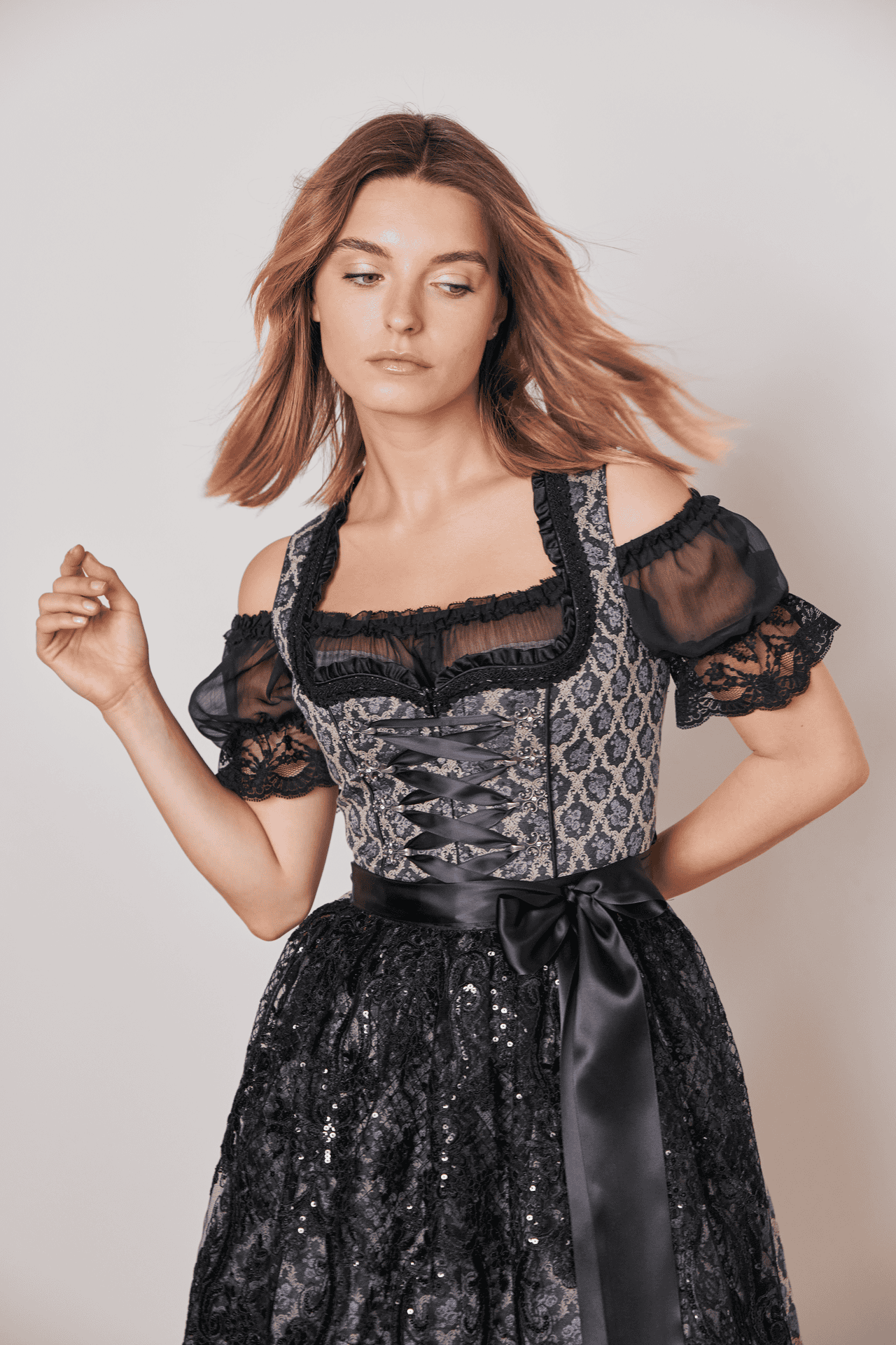 Dirndl Lonie (60cm) in Krüger Dirndl Online Shop