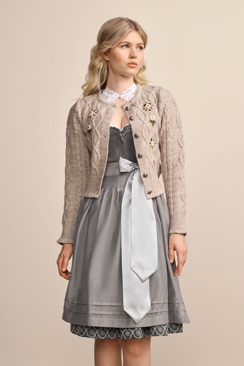 Cannstatter Wasen: Infos, Outfits & Tipps