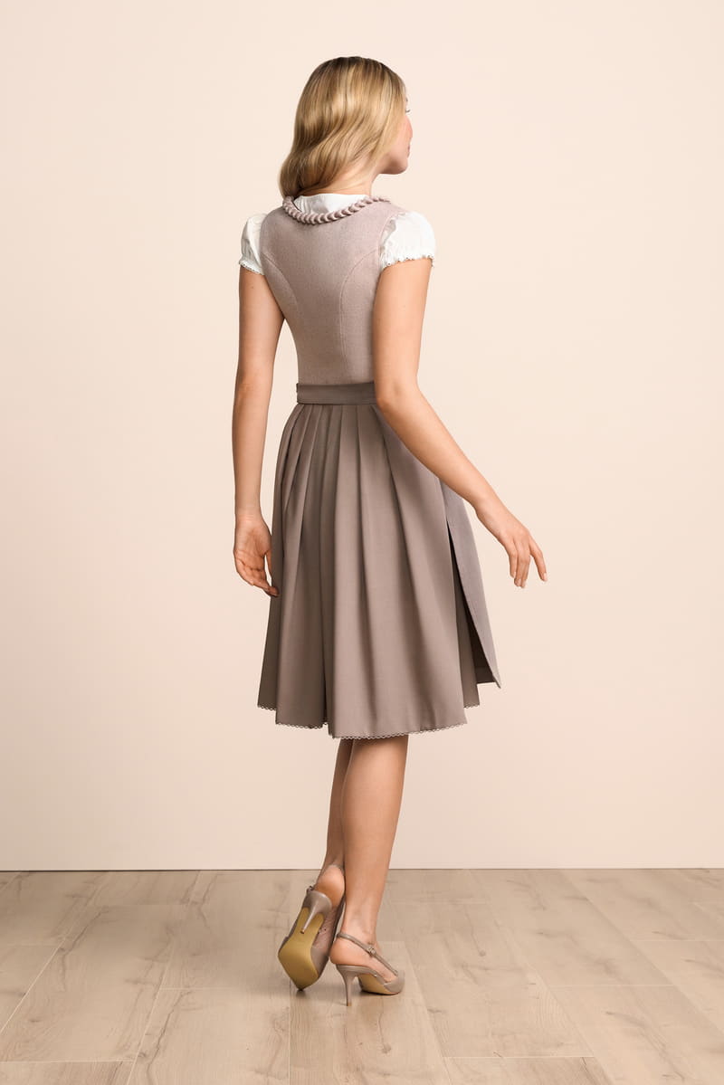Dirndl Fiorinae (60cm) in beige im Krüger Dirndl Online Shop