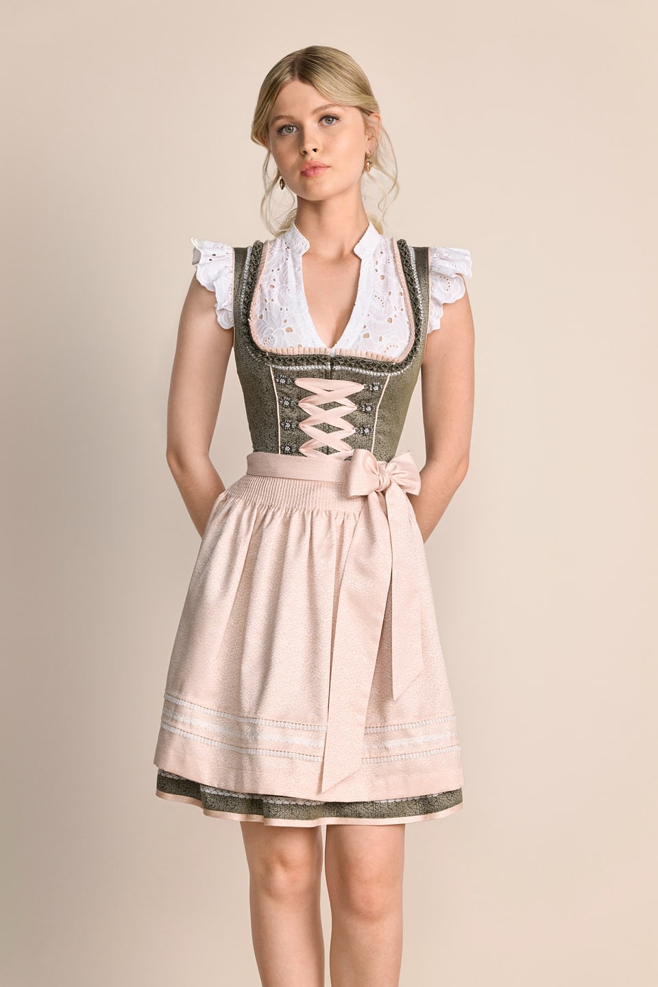 Lovely Mini Dirndl ♥