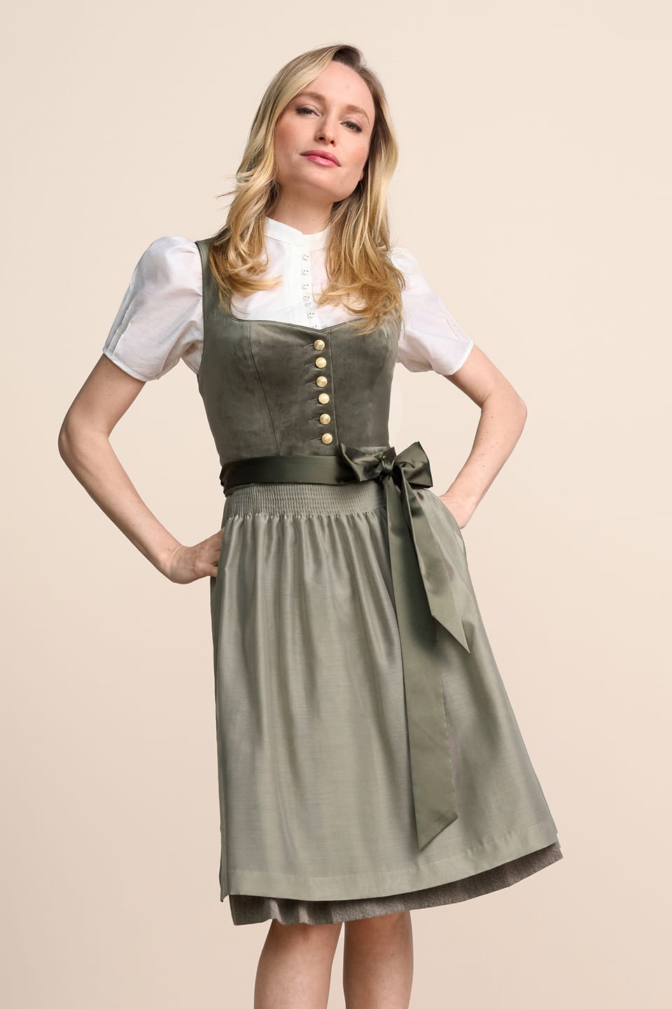 Dirndl kaufen » Entdecke die schönsten Dirndl 2025!