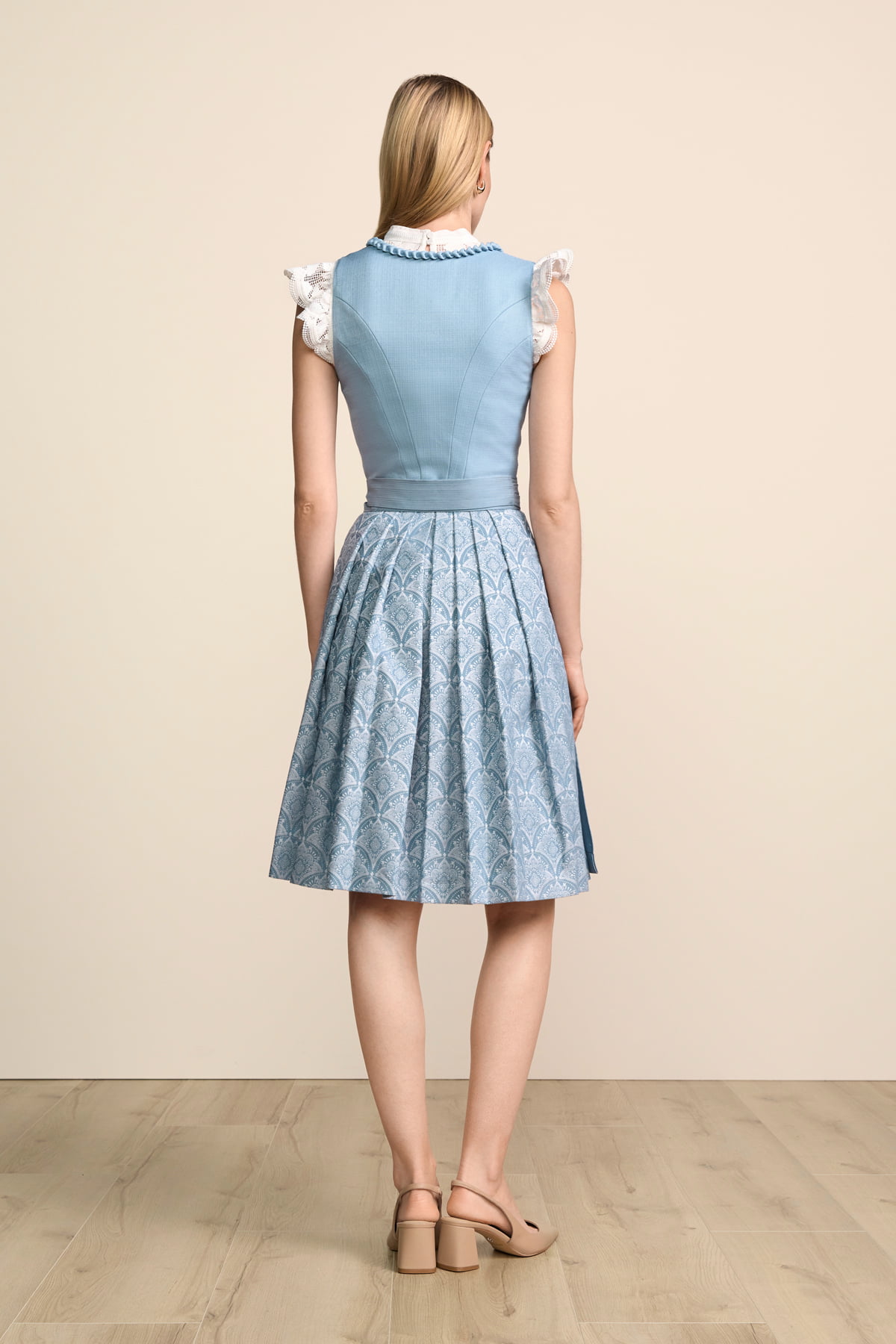 Dirndl Lysara (60cm) in blau im Krüger Dirndl Online Shop