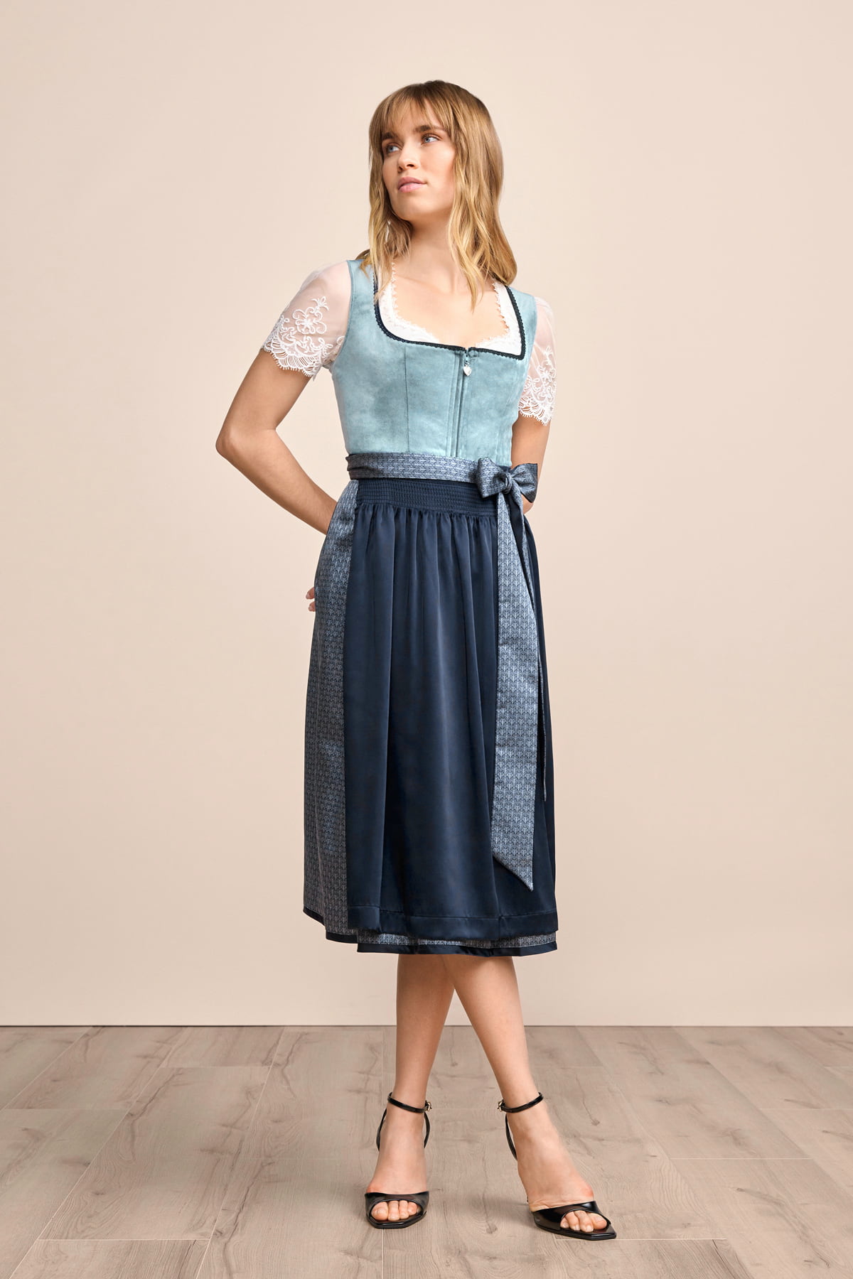 Dirndl Dena (70 cm) in Krüger Dirndl Online Shop