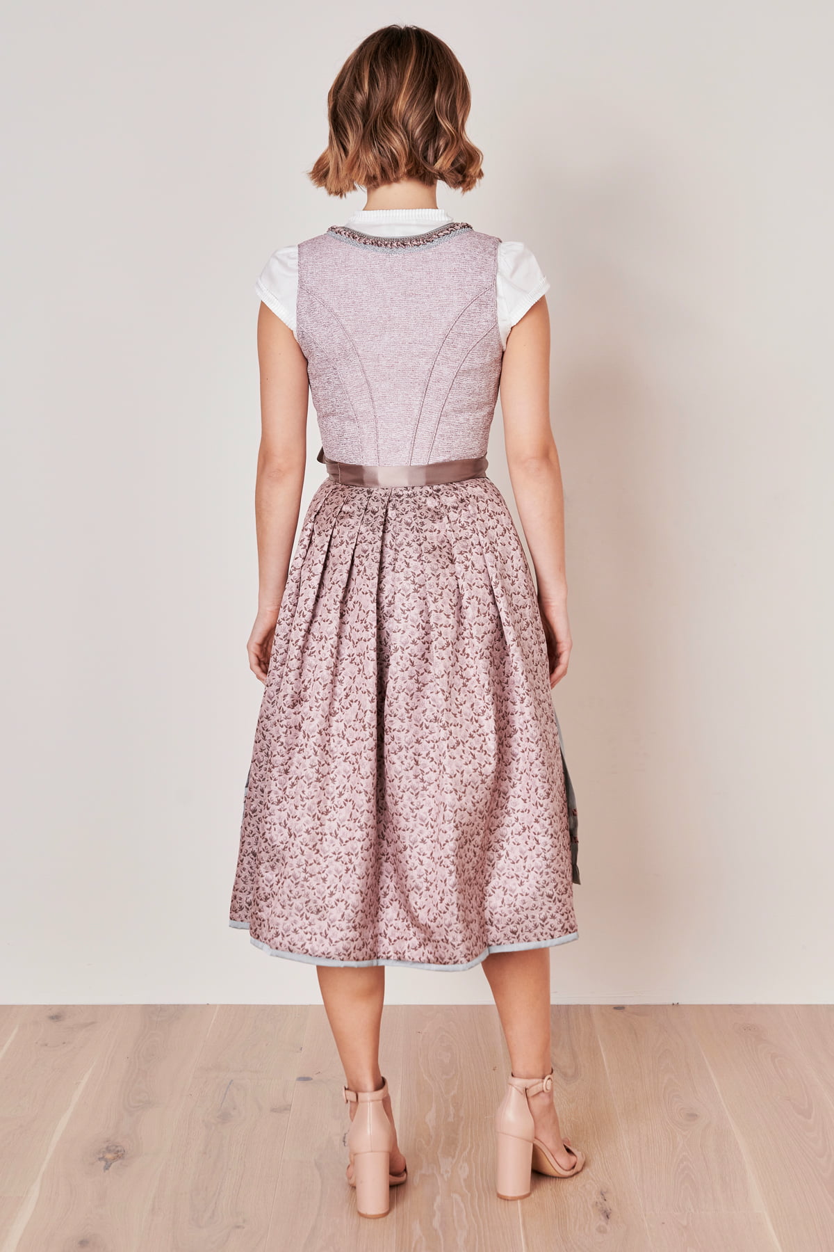 Dirndl Varija (70cm) in Krüger Dirndl Online Shop