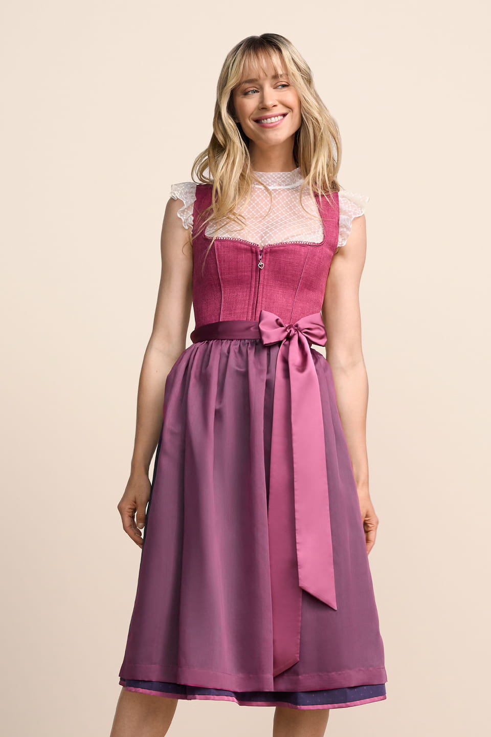 Hinreißende Maxi Dirndl entdecken ♥