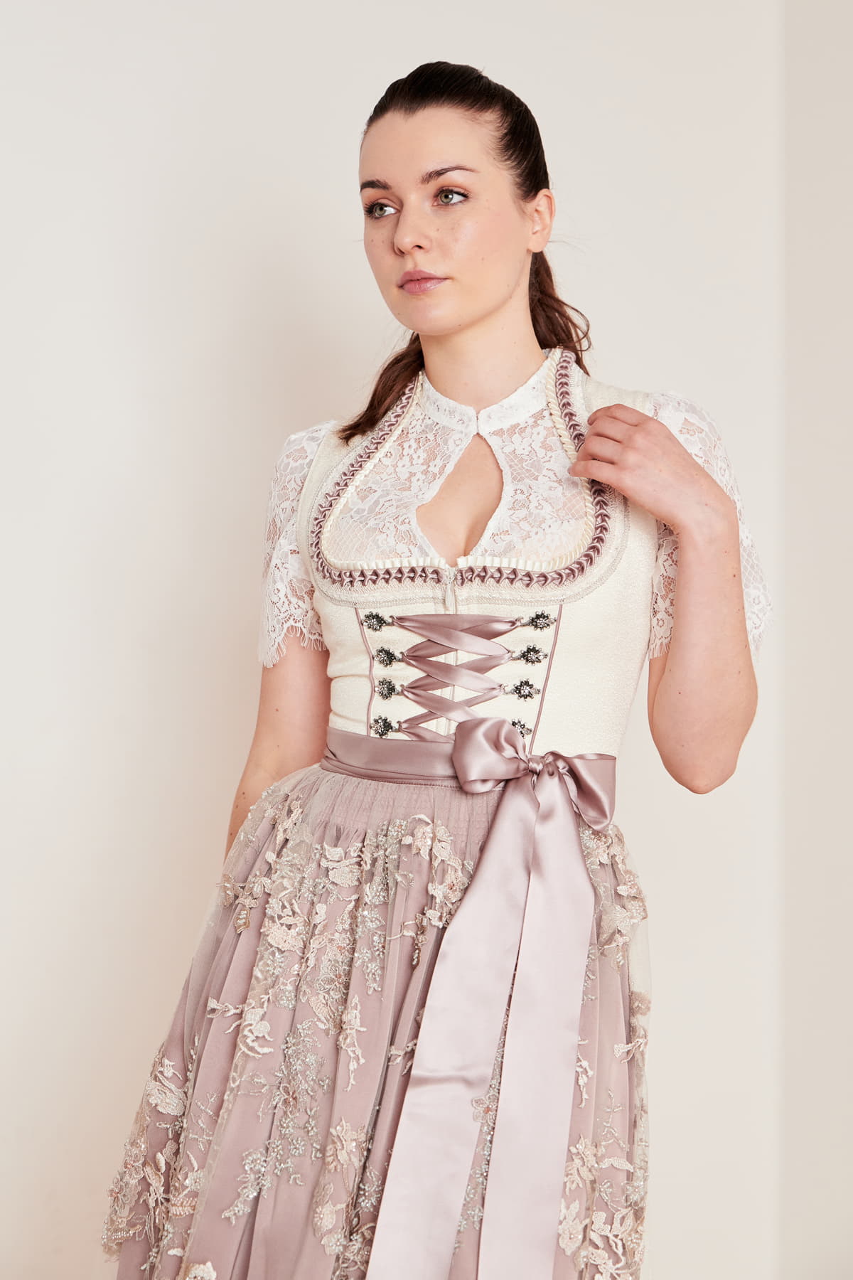 Dirndl Esmee (70cm) in Krüger Dirndl Online Shop