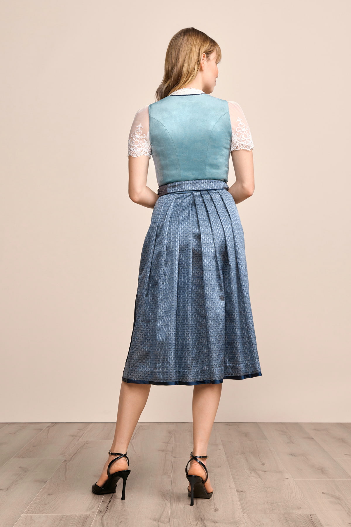 Dirndl Dena (70 cm) in Krüger Dirndl Online Shop