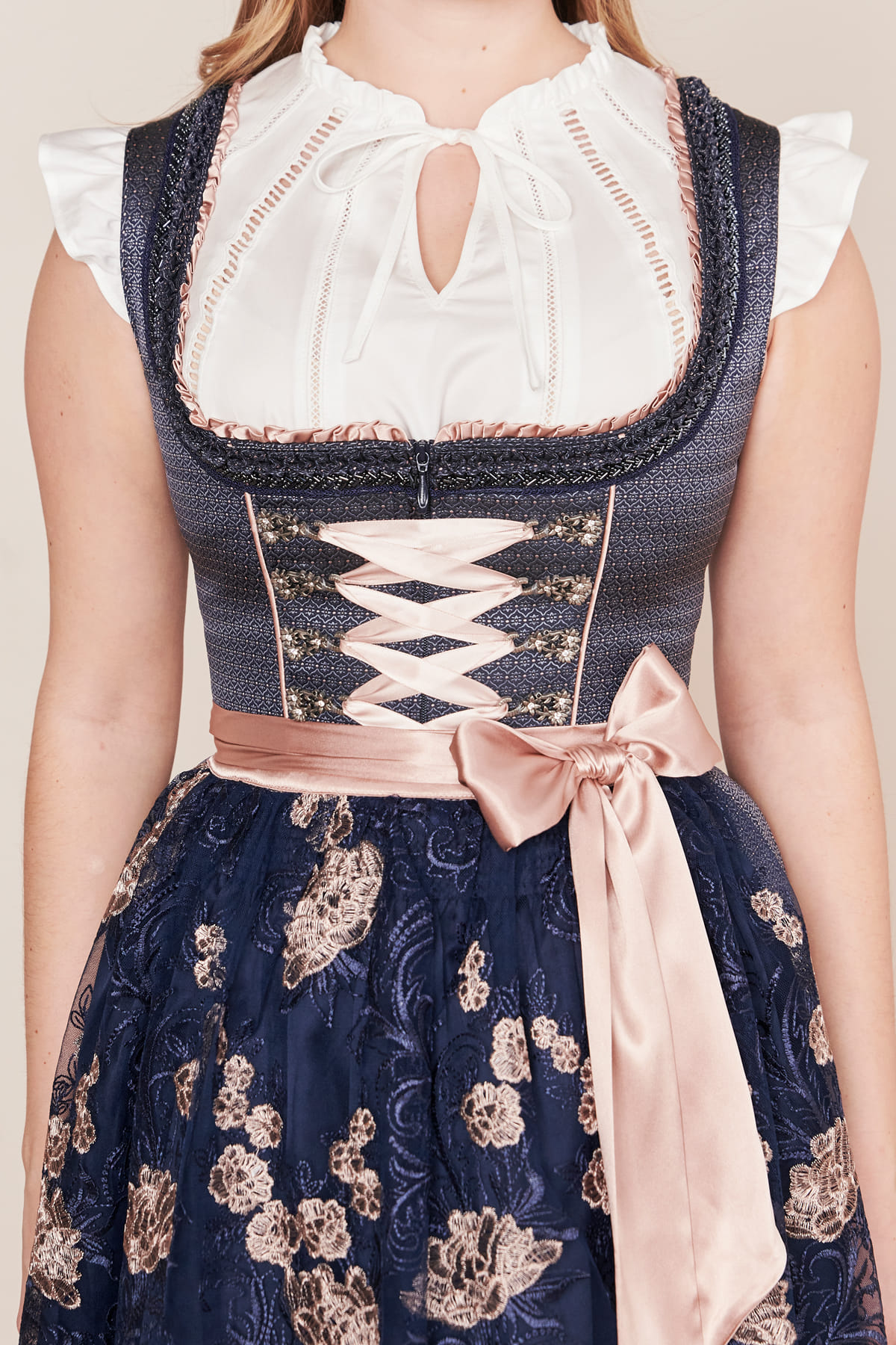 Dirndl Tracy (60cm) in blau im Krüger Dirndl Online Shop