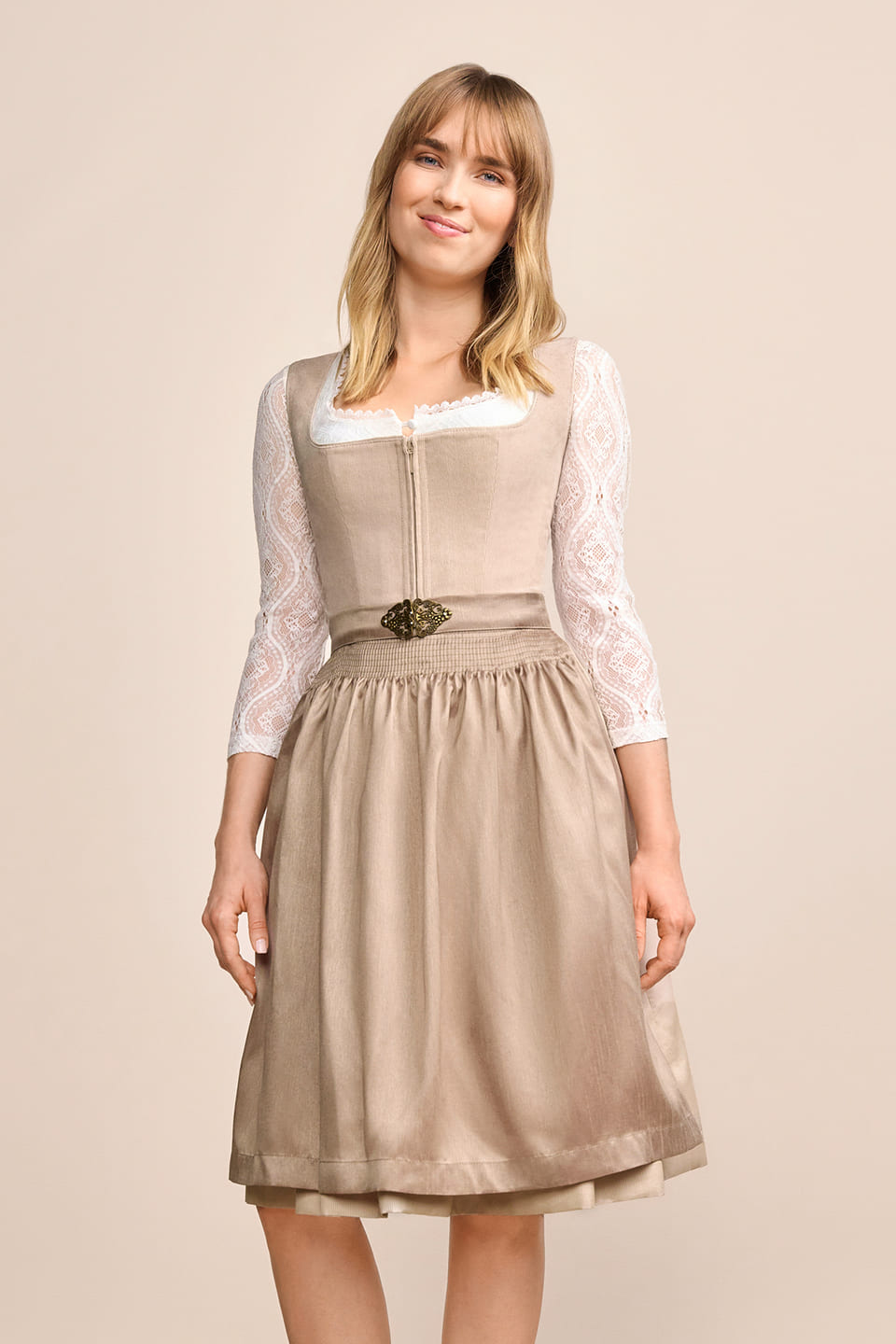 Beige Dirndl im Krüger Dirndl Online Shop